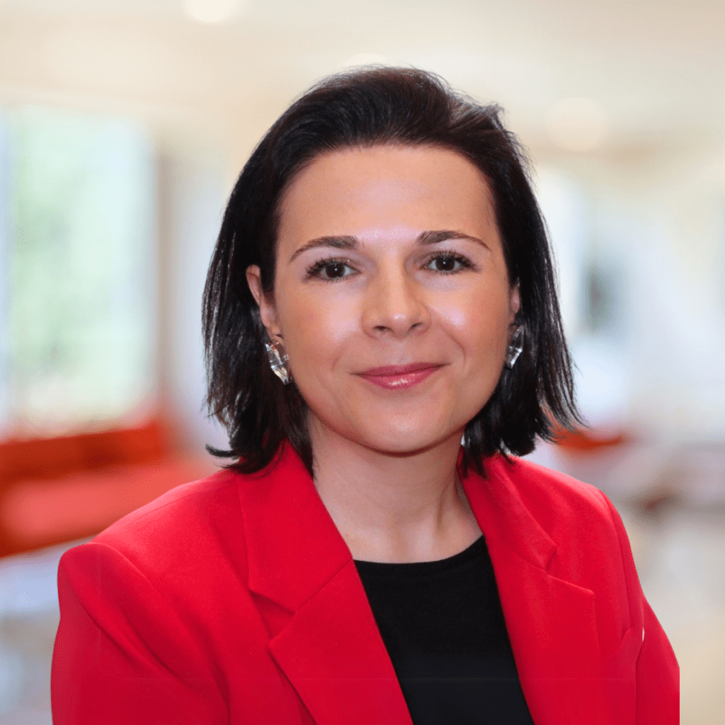 Maria Alonso Mendez - SRI Executive